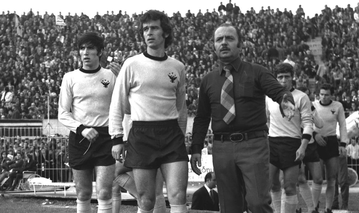 Σαν σήμερα το 1970: Η ΑΕΚ κυριάρχησε τον Ολυμπιακό και πάτησε την ...